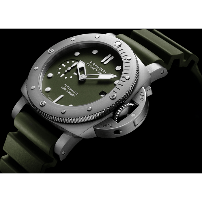 Panerai Luminor Submersible 1950 PAM 00382 | WatchAnalytics