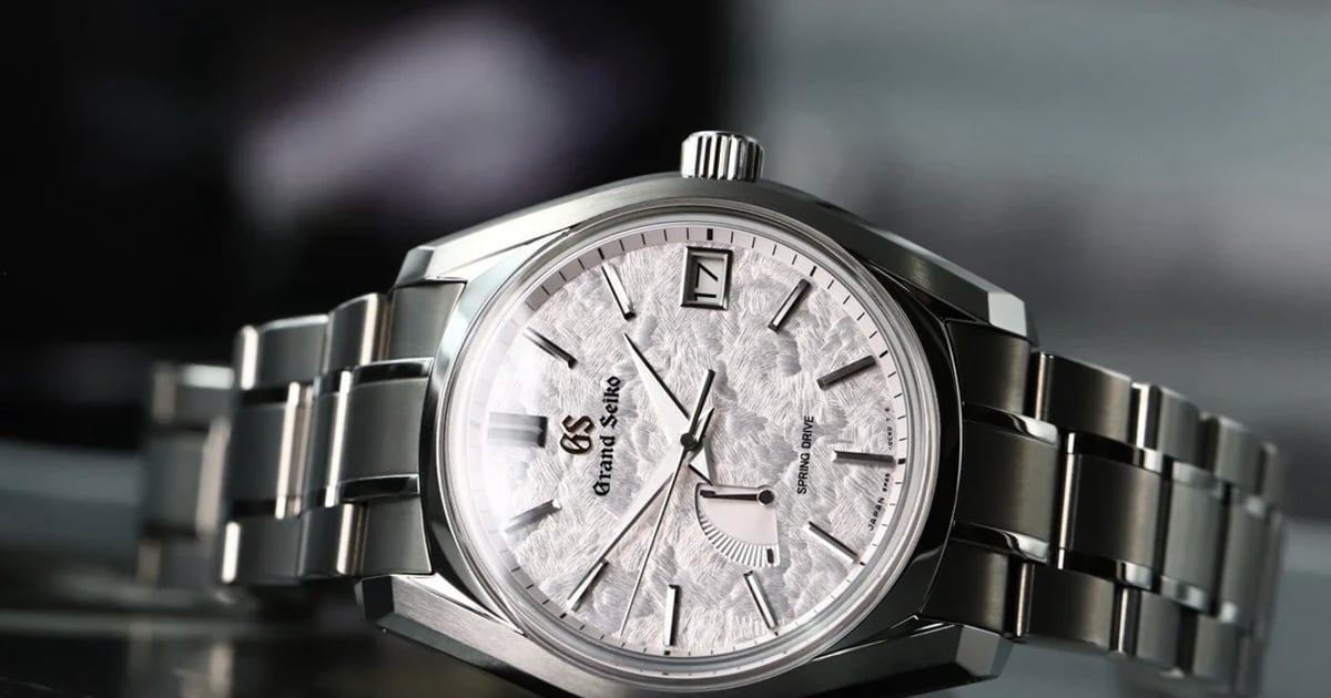 Grand Seiko Heritage SBGA413G | WatchAnalytics